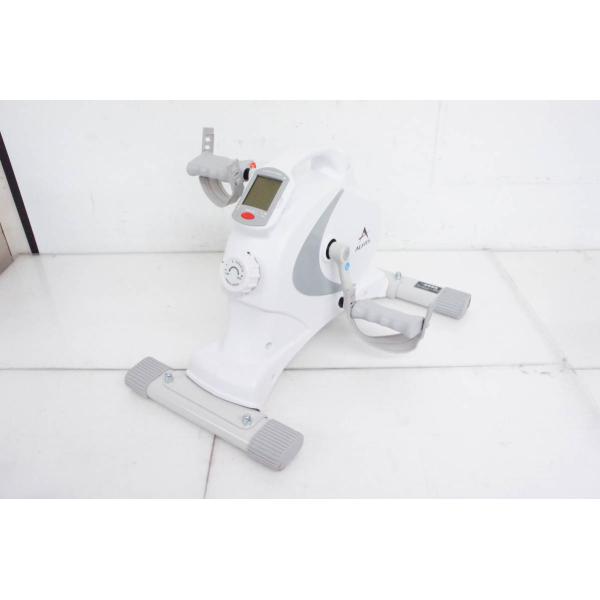 ●商品情報・おうちの椅子に座って漕げる・ダイヤルを回すだけで負荷調節が可能・表示メーターで運動量をチェック出来る・本体サイズ／幅46.5×奥行56×高さ36cm・本体重量／9.5kg※詳細はメーカーHP等をご確認ください。●状態／【中古】・...