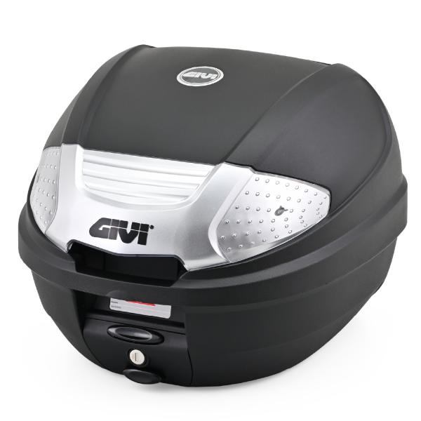手軽な価格のGIVI ベーシックモデル。付属の汎用ベースを使用し純正や市販のキャリアが取り付けできるほか、GIVI製車種専用フィッティングと組み合わせて取り付けることも可能です。ヘルメットがひとつ入るコンパクトサイズ。・容量：30L・重量（...