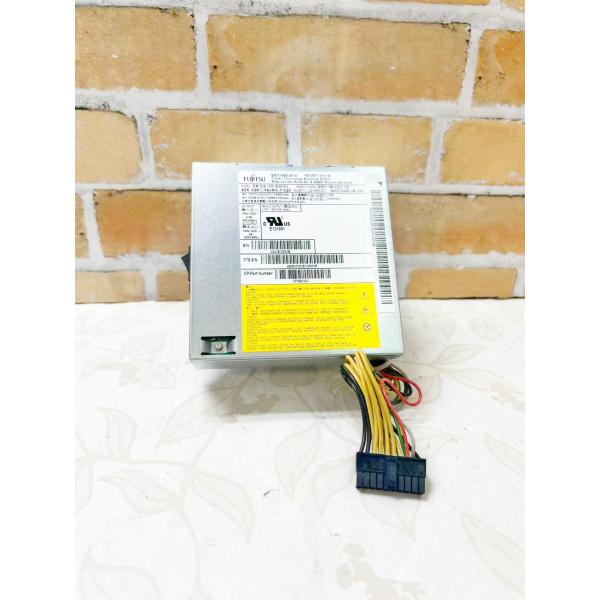 商品説明富士通デスクトップPCより取り外した電源ユニット DPS-180AB-29 A（180W） です。メーカー：Delta ElectronicsESPRIMOシリーズなどに使用されている電源と思われます。中古PCから取り外した部品のた...