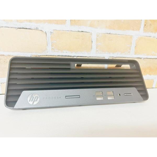 HP ProDesk 400 G7 SFF デスクトップPC用の純正フロントベゼル（前面カバー）です。HP ProDesk 400 G7 SFFの交換・補修用としてご使用いただけます。【商品内容】HP ProDesk 400 G7 SFF用...