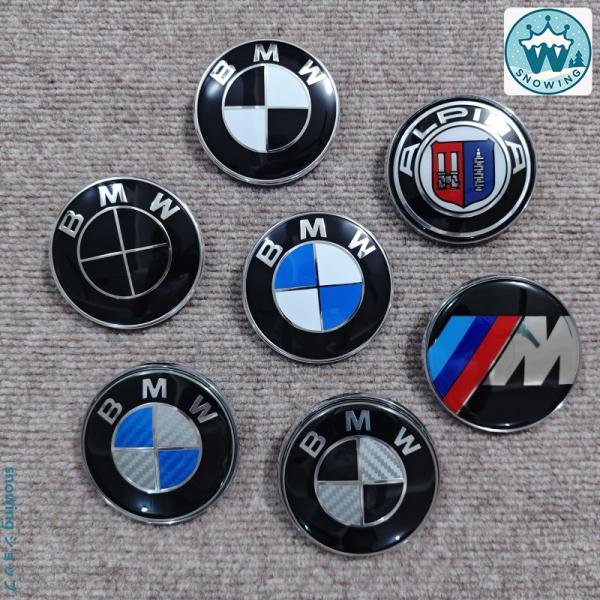 【BMW用 ボンネットエンブレム（台座付き）】サイズ：82mm / 78mm / 73mm対応モデル：BMW 1〜8シリーズ、X1〜X7、Mシリーズ ほかデザイン：BMWロゴ／ALPINA風／カーボン調デザインなどBMW車両のフロントフェイ...
