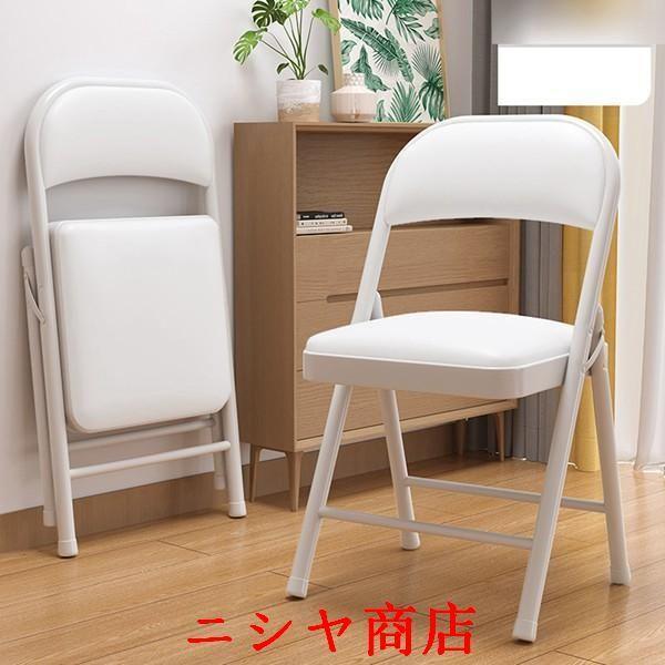 【ご注意ください。この製品は白のみで販売しております。【汎用性】どのような環境にも馴染んで幅広く利用されています。ワーク、ミーティング、リーディング、ダイニング、ティータイム、ゲームなど、様々なシーンで大活躍！【優れた素材】座面と背もたれは...
