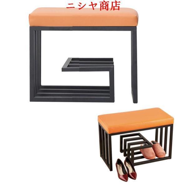 ベンチ,シューズラック,アイキャッチャー:何にでも合うクラシックなゴールデンで,このレザーの房状の靴のベンチは,靴をひもで締め,玄関で居心地の良い雰囲気を醸し出すときにあなたをサポートする準備ができています;今,あなたのゲストはそうしません...