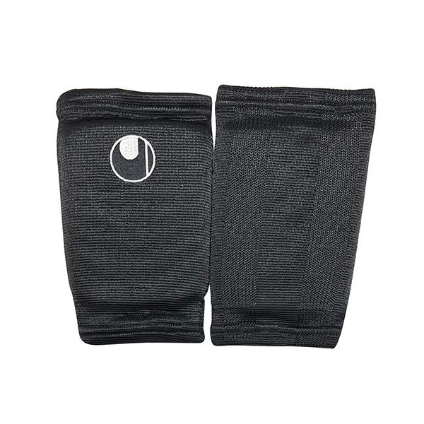 ウールシュポルト、ゴールキーパー用サポーター。 痛めやすいヒザをソフトにプロテクトする20mm厚のソフトパッド内蔵バンデージ(2個1組)■カラー：ブラック■サイズ（ひざ周り）：S(28-34cm)、M(32-38cm)、L(36-42cm)