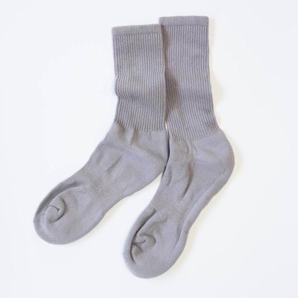 【ブランド】american trench(アメリカントレンチ)【商品】Mil-Spec Sport Socks【品番】SCK-HM-0002【サイズ】One Size：26.5-31cm【原産国】アメリカ(Made in USA)【素材】...