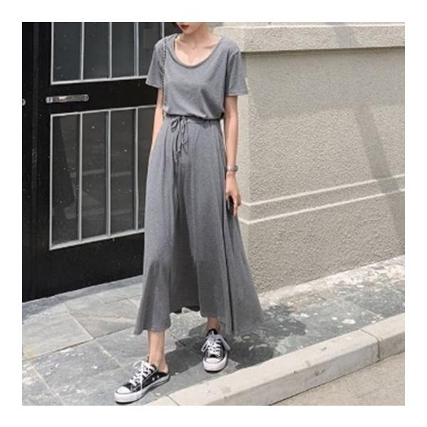 素材：ポリエステル※入荷時期により、Tシャツの着丈が異なる場合がございます。　ご了承の上、ご購入くださいませ。　また、販売時には、Tシャツの着丈をご採寸いただきますよう、お願い致します。