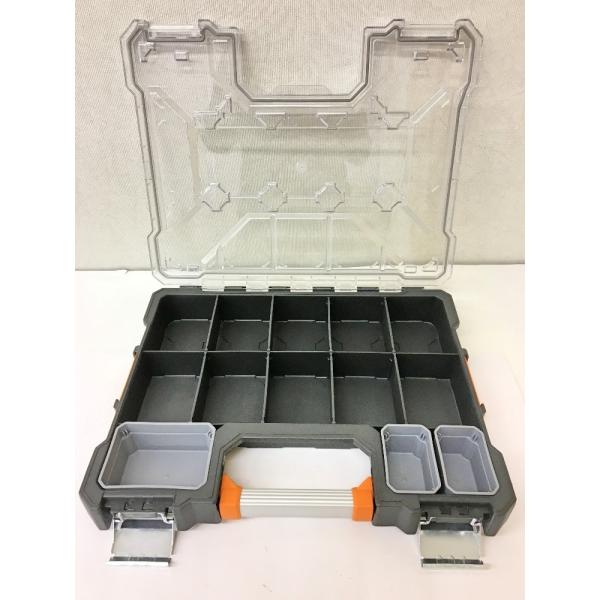 プロ職人が求めた工具箱です。作業工具の持ち運びに最適なクリアケース。※特長・クリアタイプで中身が見え、連結可能。・ビスや小物、先端工具などたくさん収納。・作業現場に応じて、便利に持ち運び可能。・必要な場面で、必要なものだけ！・全部まとめて、...