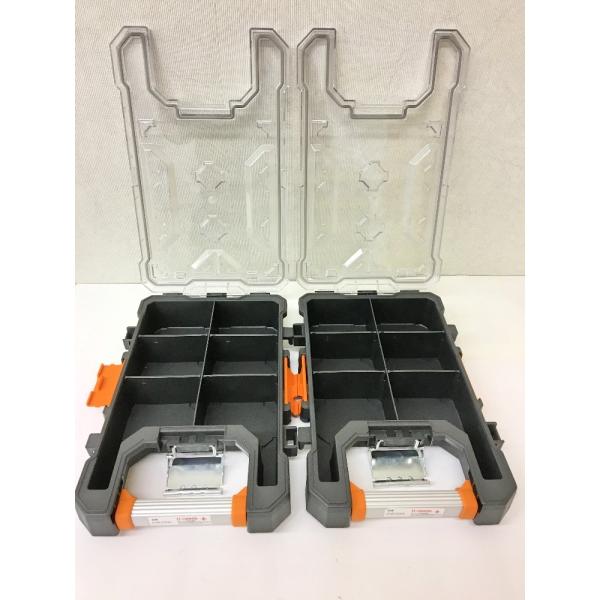 プロ職人が求めた工具箱です。作業工具の持ち運びに最適なクリアケース。※特長・クリアタイプで中身が見え、連結可能。・ビスや小物、先端工具などたくさん収納。・作業現場に応じて、便利に持ち運び可能。・必要な場面で、必要なものだけ！・全部まとめて、...