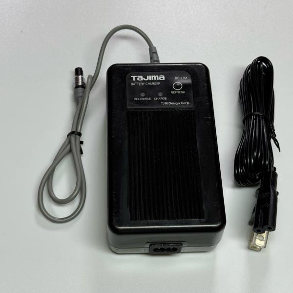 トプコン（TAJIMA）BCー2７Ｍ充電器(改造品)※リフレッシュ機能は付いていません。充電器ケースは、純正品中古です。内部基板は新品互換品に交換済み（６ヶ月保証）キズ・汚れ等あります。（写真と同等品になります）対応バッテリー: ＢＴ−５０...