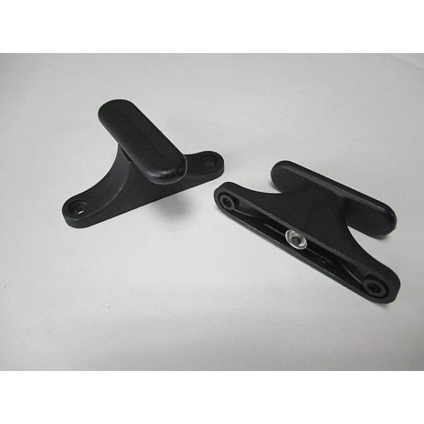 BAMバイオリンケースの弓留めパーツで、1個ずつでの販売です。サイズ長さ：約50mm x 幅：約10mm x 高さ：約22mm取り付け用ネジ穴間距離：約41mm