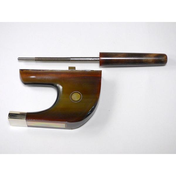 コントラバス　ジャーマンスタイル水牛ーフロッグContrabass　German Bow Horn　Frog　Fully Copper MountedAbalone Slide　/　Double eye*模様は固体により異なります。