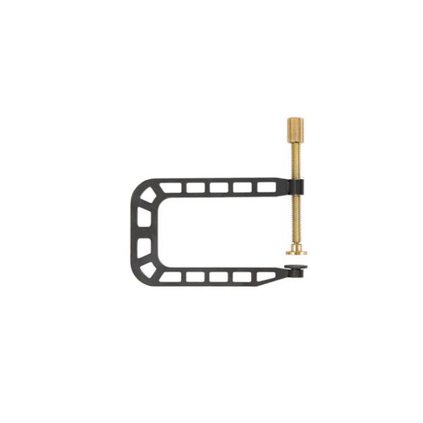 開口部が広く、それでいて軽量な”Herdim”のしっかりした造りの人気のリペアクランプです。Material Steel 開口部奥行/Jaw depth 85mm開口部間口/Jaw opening 37mmSilicone protecti...