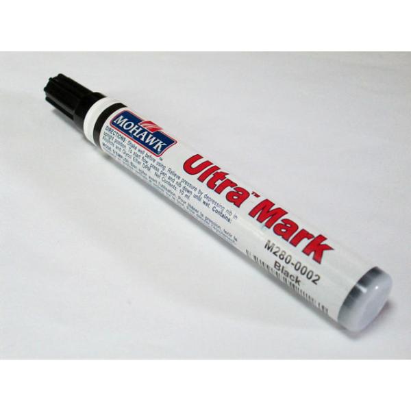 木製用のアルコール顔料。耐光性顔料配合で、シール、染色、仕上げが一度に行えます。即乾性で、ベトつきません。＊ご使用前には良く振って下さい。　可燃性なので取扱いにはご注意ください。 容量 10mlMade in USA By MOHAWK