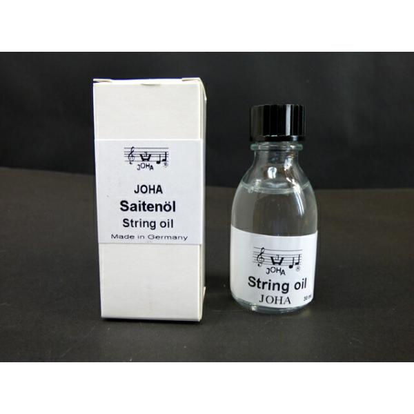 JOHA String Oil(30ml)弦に付着した松脂等をクリーニングし、ガット弦・アルミ・スチール弦など全ての種類の弦のコンディションを最高の状態に保ちます。さらっとした使用感でべたつきません。弦・楽器に有害な酸性物質は含まれておらず...