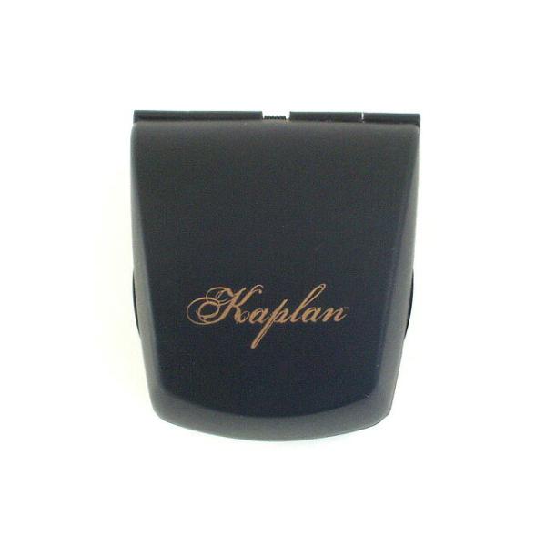 D'Addrio Kaplan PREMIUM ROSIN (Violin,Viola,and Cello)オリジナルの製法によってロージンカスが出にくく、楽器をクリーンに保つことが出来る高級松脂。片手で簡単に使用できるよう、機能的なケース...