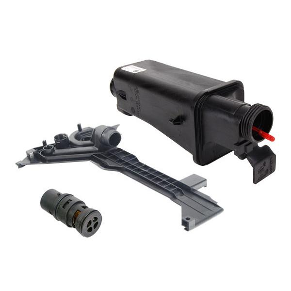 商品状態:新品・未使用品適合車種:BMWE85 Z4 2.2i 2.5i 3.0i 3.0si E86 Z4 3.0si※上記車種にグレードや型式記載されている場合でも、年式・仕様等により適合しない場合が御座います。必ず実車に取付されている...