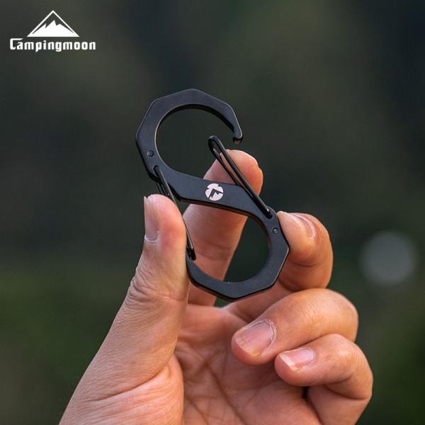 ブランド キャンピングムーン CAMPINGMOON型番 SS-5概要 ソロビナー #5cmフックが2つ付いているので、両方向に異なったものを取り付けることができ、使用用途が広がるダブルフックのS字型カラビナ内容 カラビナ2点セット※写真に...