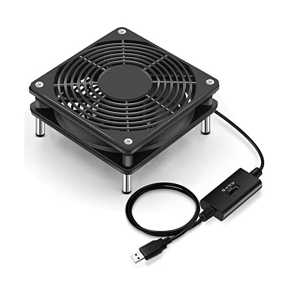 ・ 12cm ・・Size:12cm・ご注意を：ファンガード取付には向きがあり、膨らみを外向きに付けないとファンが回りません 電子機械をUSB 冷却ファンに乗せて、風が下部から対象物に当てるように冷却させます。空気の流れ又は熱気の排出を加速...