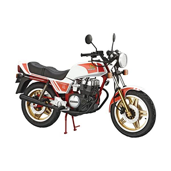 組み立て成型色/-/16・組み立て塗装が必要なプラモデル。別途、接着剤や工具、塗料等が必要。・1/12スケール未塗装プラスチック組み立てキット・1981年式のスーパーホークIIIRを再現・専用装備の前後ディスクブレーキ、鍛造セパレートハンド...