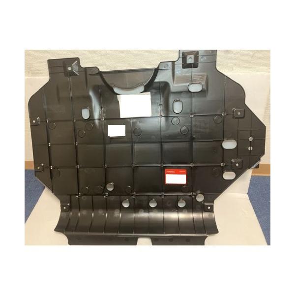 ホンダ純正新品部品になります。経年劣化リフレッシュに！フィット用 エンジンアンダーのカバーのみ DAA-GP5新品未使用品です。適合車種：フィット 爆買