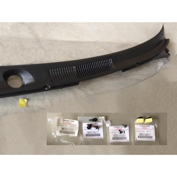 三菱純正新品部品になります。経年劣化リフレッシュに！カウルトップ カウルグリル クリップ付 新品未使用品です。適合車種：CN9A CP9A ランサーエボリューション 4 5 6  爆買