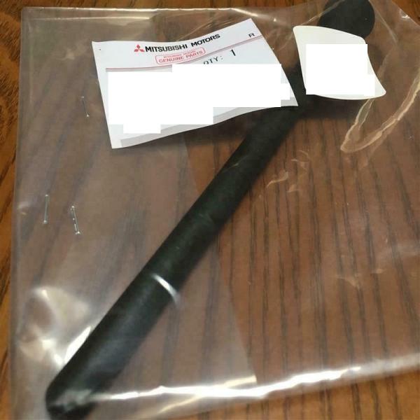 三菱純正新品部品になります。経年劣化リフレッシュに！ランエボ CT9A マストルーフアンテナ 7,8,9 ランサーエボリューション CS2A CS2W CS5A CS5W CS6A CT9W新品未使用品です。適合車種：ランサーエボリューション