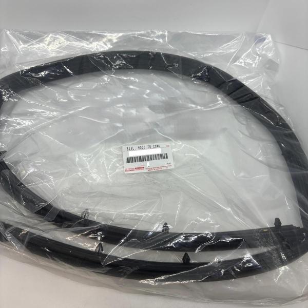 トヨタ純正新品部品になります。経年劣化リフレッシュに！JZA80 スープラ カウルトップモール ウェザーストリップ Genuine Supra Mark IV Hood to Cowl Top Seal新品未使用品です。適合車種：JZA80...