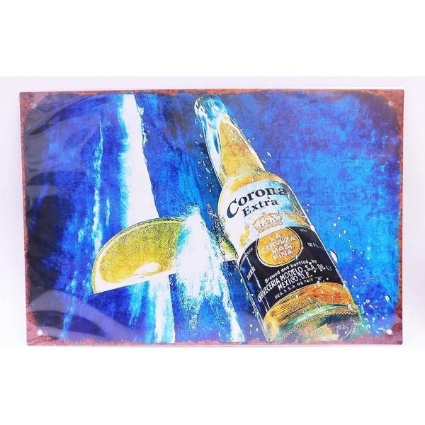 バーやカフェなどおしゃれなインテリアに最適です。四隅に穴が空いておりますので、取り付けも簡単に出来ます。※商品の特性上、若干のゆがみがある場合がございます。ご了承の上ご注文下さい。商品サイズ：横20cm×縦30cm (約A4サイズの大きさです)