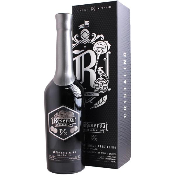 アメリカンオーク樽で熟成され、濾過前にペドロヒメネス シェリー樽で仕上げられたため、爽やかで明るい後味を持つ透明な液体に仕上がっています。ストレートで飲むのが最適です。名称　クエルボ レゼルヴァ デ ラ ファミリア アネホ クリスタリーノ容...