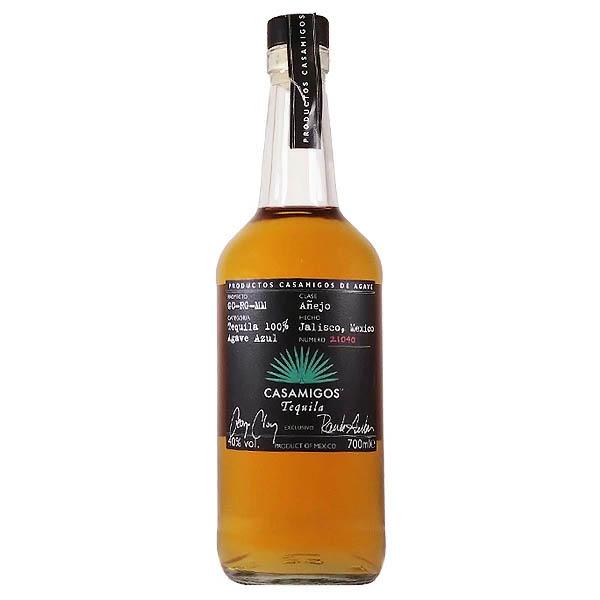 絶大な評価を受けているレポサドの倍にあたる14ヶ月の熟成。原料アガベの良質な甘みと、樽熟成とのバランスは絶妙のひと言。期待を裏切らない複雑な香味ながら、美しい口当たりを実現したブランド最高峰の超プレミアムテキーラ。柔らかなキャラメル、バニラ...