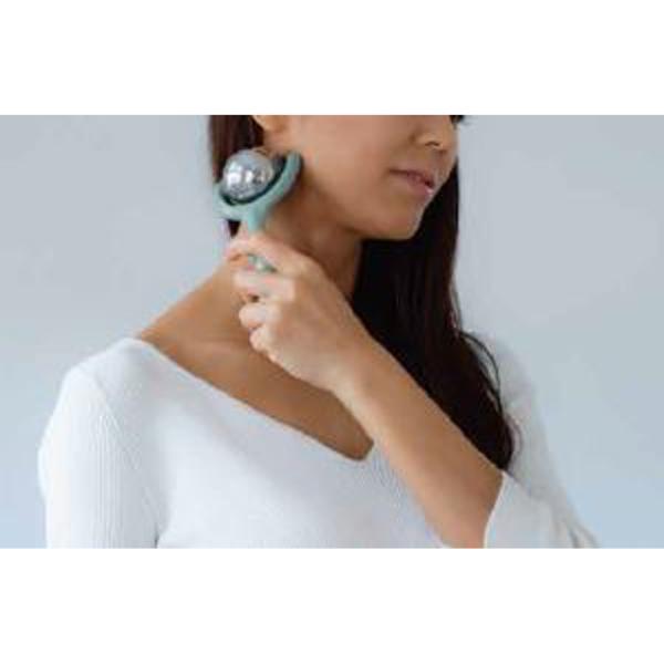 温度が持続するジェル内蔵のボールまっすぐ転がしやすい持ち手付きマッサージ 血行促進 リフレッシュ 肩 首 足の裏 もも お家で 簡単