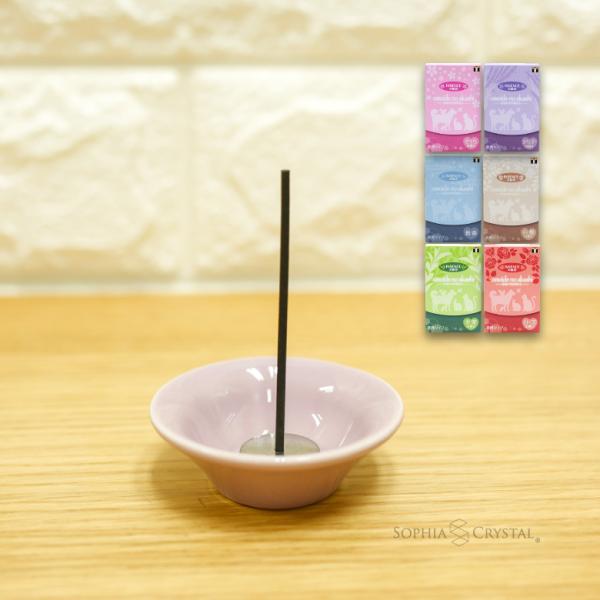 天国へ旅立ったペットちゃんのためのお線香です。■タイプ：お線香■サイズ：直径約2mm×長さ約70mm■内容量：約18g入■燃焼時間：約12分■包装：通常のパッケージ【当社商品のご利用例】スポーツ表彰・ゴルフコンペ・優勝・賞品・企業表彰・社内...