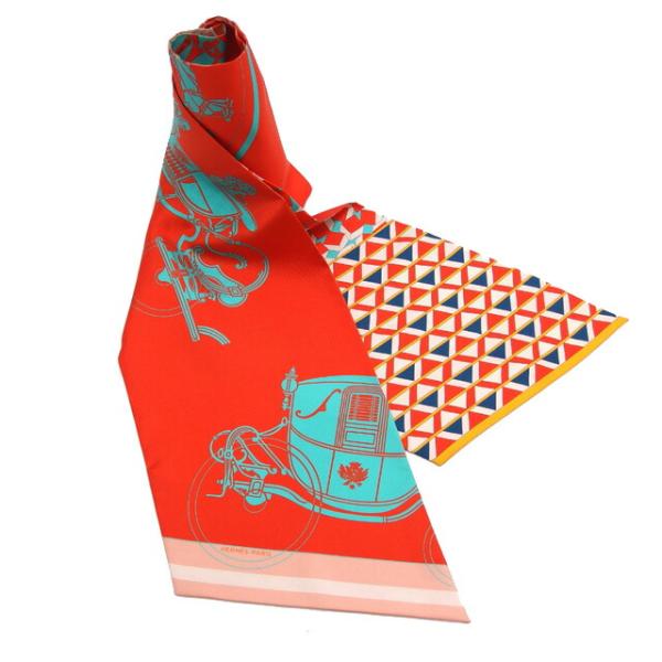 ブランド：HERMES　エルメス商品名：Ex-Libris en Cravates　リバーシブル　マキシツイリー　スカーフ　エクスリブリス　蔵書票　キャリッジ　馬車柄　幾何学模様　シルク100%　絹　オレンジ　ライトブルー(水色)　ベージュ...