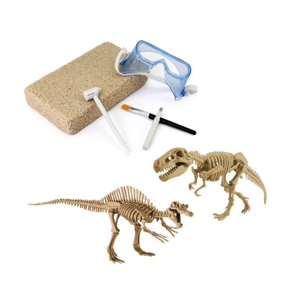 ●恐竜発掘キット ティラノサウルス＆スピノサウルスは、考古学者が行う恐竜化石の発掘を楽しく体験できる2体の恐竜の骨が入った発掘キットです。※フィギュアの色は画像と異なる場合がございます。恐竜の骨が埋まった砂の塊を、ハンマーとノミで発掘すると...
