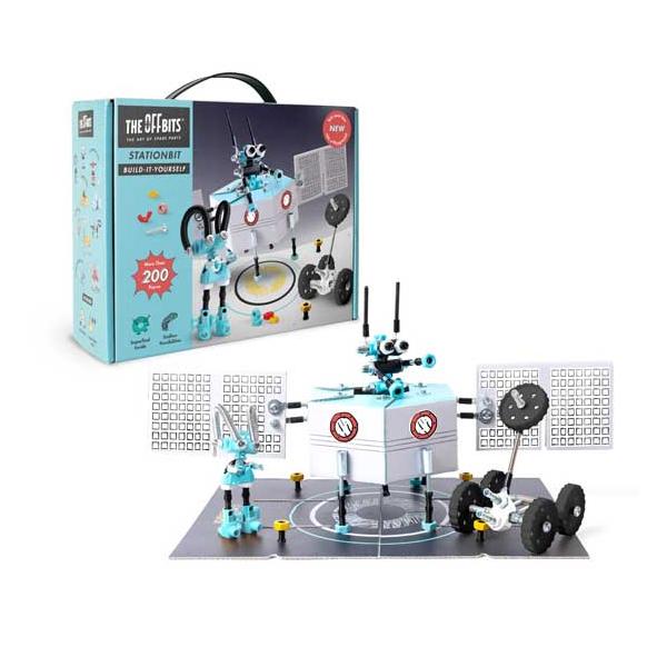 ●オフビッツは、ボルトやナットの機械部品をモチーフにしたパーツを 自分の手を使い組み立てながら、動物・ロボット・乗り物をつくることが出来るDIYキットです。宇宙ステーションは、200ピース以上のパーツ容量で、宇宙探査機・長い受信機を耳に付け...