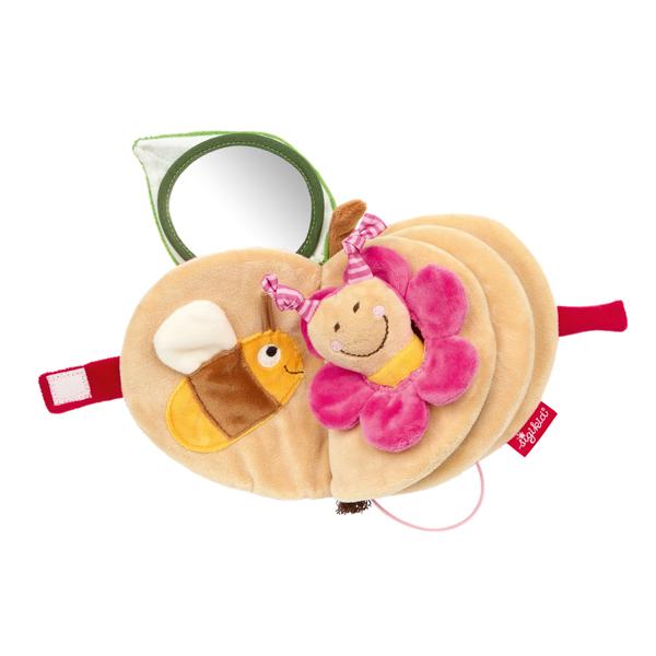 ●赤ちゃんの発達ニーズをもとに手遊び、感触遊び、感覚遊びの要素がつまった布絵本です。虫食い穴が開いているまっ赤なりんご。お花のふりをしたり、りんごの木に隠れるいもむしを「あれ？どこかな？」「あっ、ここにいたね」と言葉をかけながら親子であそべ...