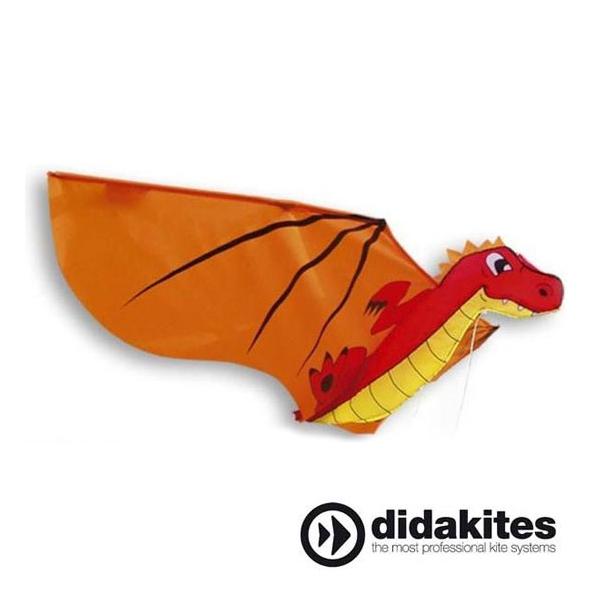 ●ベルギーからやってきた恐竜 ドラゴンの形をした空飛ぶスカイカイトです。お子様から大人まで、男女問わず凧上げを楽しむことが出来る外遊びのおもちゃです。※大型品のためラッピングを承ることが出来ません■詳細材質：ナイロン、グラスファイバーサイズ...