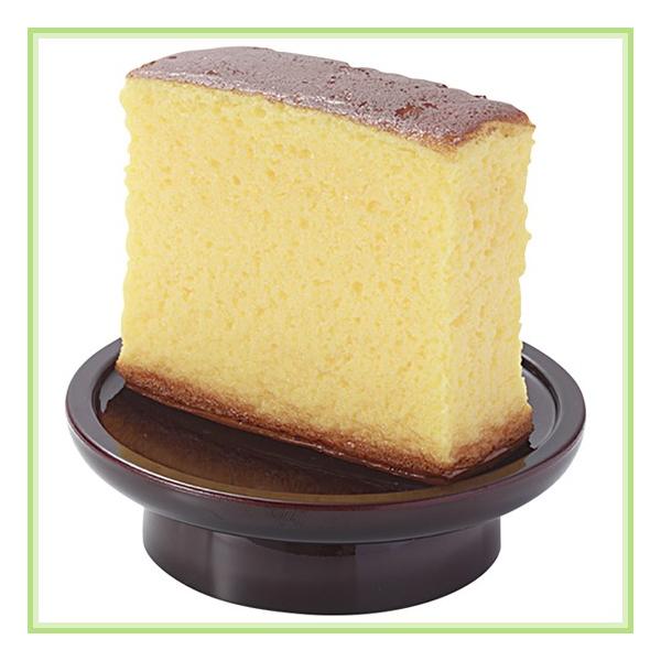 ●食品サンプル 洋菓子 カステラは、本物のお菓子の様な質感のイミテーション菓子 見本です。大好きなお菓子を部屋のインテリアとして飾ったり、店舗や展示場などのディスプレイとしてお使いいただけます。※食べることはできません※画像の中の小皿は付属...