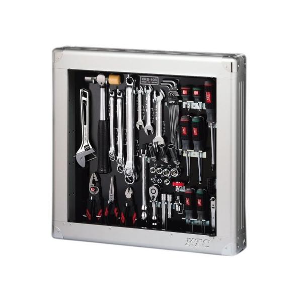 KTC　SK3560SS　工具セット　薄型収納メタルケースタイプ　9.5sq.　入組点数56点　新品薄型収納メタルケース EKS-103を採用した工具セットですスライドシャッター（施錠可能）により大切な工具を守りますケースに製品の影絵を施し...