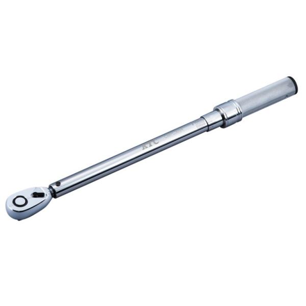 KTC　CMPC3004　12.7sq.　プレセット型トルクレンチ　60〜300N・m　新品測定しようとするトルク値をあらかじめ設定できるので、連続して作業を行なう場合や目盛の読み取りが困難な場所で使用する時に効果を発揮します設定トルクの変...