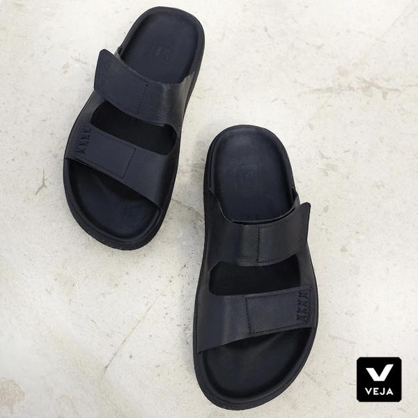 【ブランド】VEJA / ヴェジャ【商品名】エトナETNA■アウトドアから都市生活までフィットするデザイン。その佇まいは、街の風景にそびえ立つ自然の力、その名の由来でもあるシチリアの火山・エトナ山のエネルギーを感じさせます。◆PFCフリーの...