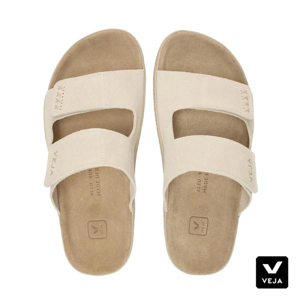 【ブランド】VEJA / ヴェジャ【商品名】エトナETNA■アウトドアから都市生活までフィットするデザイン。その佇まいは、街の風景にそびえ立つ自然の力、その名の由来でもあるシチリアの火山・エトナ山のエネルギーを感じさせます。◆PFCフリーの...