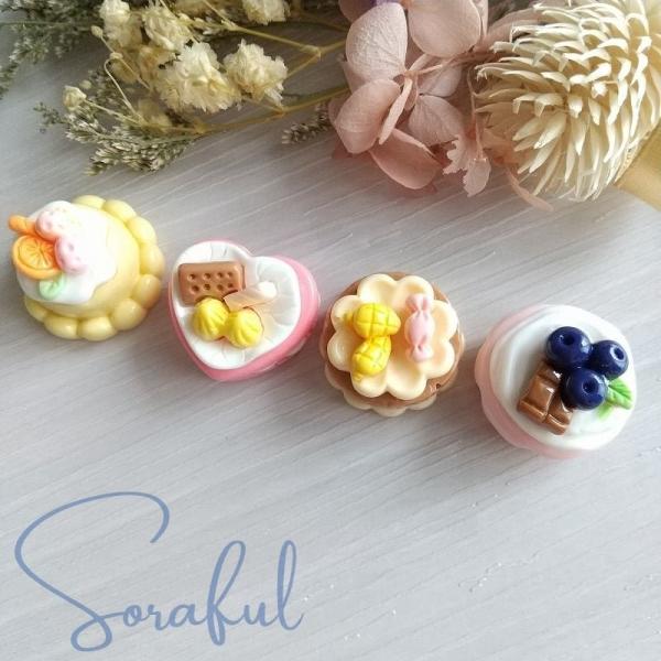 デコパーツ フルーツケーキ 4種セット 貼付けパーツ D-0002