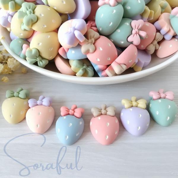 デコパーツ マットカラーのイチゴ 苺 いちご ストロベリー 6個 貼付けパーツ D-0216