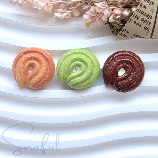 デコパーツ 小ぶりな絞り出しクッキー 4個