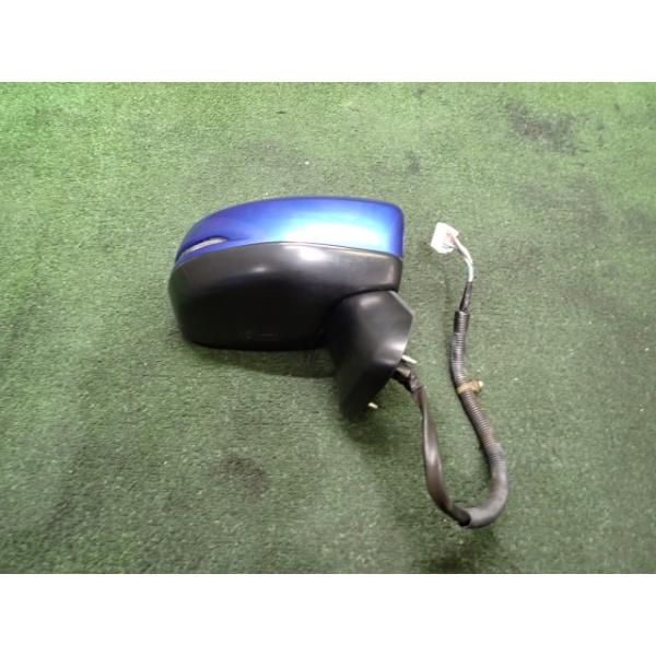 **** 商品説明を必ずご確認ください ****部品管理番号：002025071113500メーカー純正品番：76208-T5A-J51部品名：右サイドミラー部品区分：リサイクル品車名：フィット車両タイプ名：5ドアハッチバック通称型式：GP...