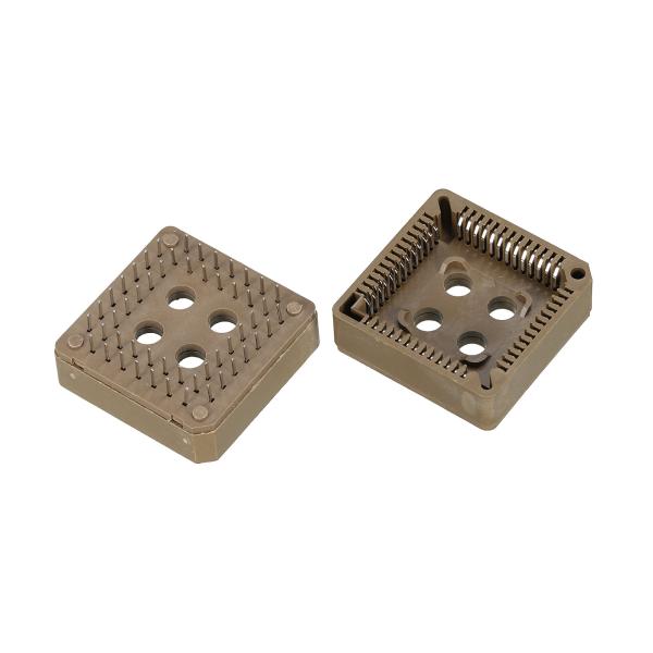 【本商品は海外出荷】お届けは通常20-30日を頂いております。これらはプラスチックリードチップキャリア（PLCC）ソケットです。ICテストソケットは、コンポーネントが動作しているかどうかを確認するために、ICデバイスの性能と電気的接続をテス...