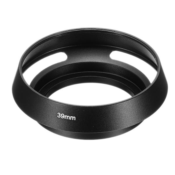 【本商品は海外出荷】お届けは通常20-30日を頂いております。素材：合金；レンズスレッドサイズに適合：39mm当社のレンズフードは、画質を向上させながらレンズを保護するための多目的で信頼性のあるソリューションを提供します。耐久性のある合金素...