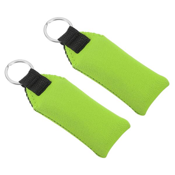 【本商品は海外出荷】お届けは通常20-30日を頂いております。??パッキングリスト：フローティングボートキーホルダー2個、長さ13.5cm、幅4.5cm、高さ2cm、キーリング直径3cm、持ち運びに便利です。??特徴：高い浮力を持つネオプレ...