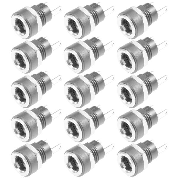 【本商品は海外出荷】お届けは通常20-30日を頂いております。コネクタタイプ：5.5mm x 2.1mm。寸法：10 x 18mm （D * H）パッケージ内容：15個x PCBマウントDCコネクタ。六角形の固定ナットが付属しています。メデ...